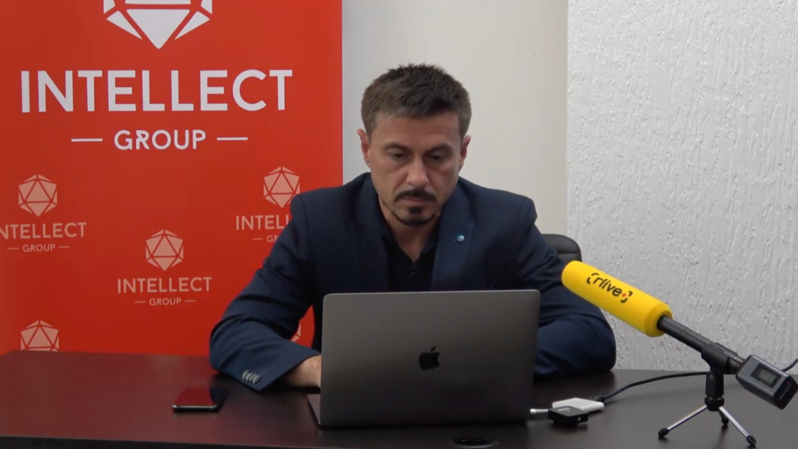 RLIVE! Prezentarea Ratingului Politic pentru luna iunie 2021, elaborat ...