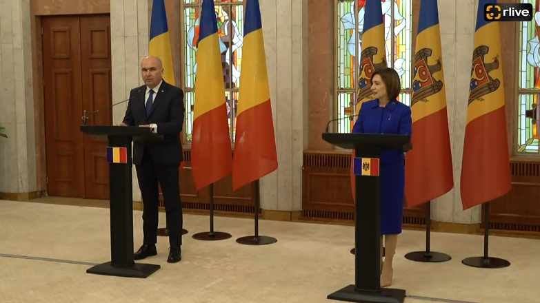 RLIVE! Conferință de presă susținută de Președinta Maia Sandu și ...